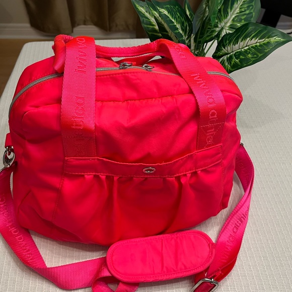 Ivivva | Bags | Barbie Pink Ivivva By Lululemon Gym Or Lunch Bag | Poshmark